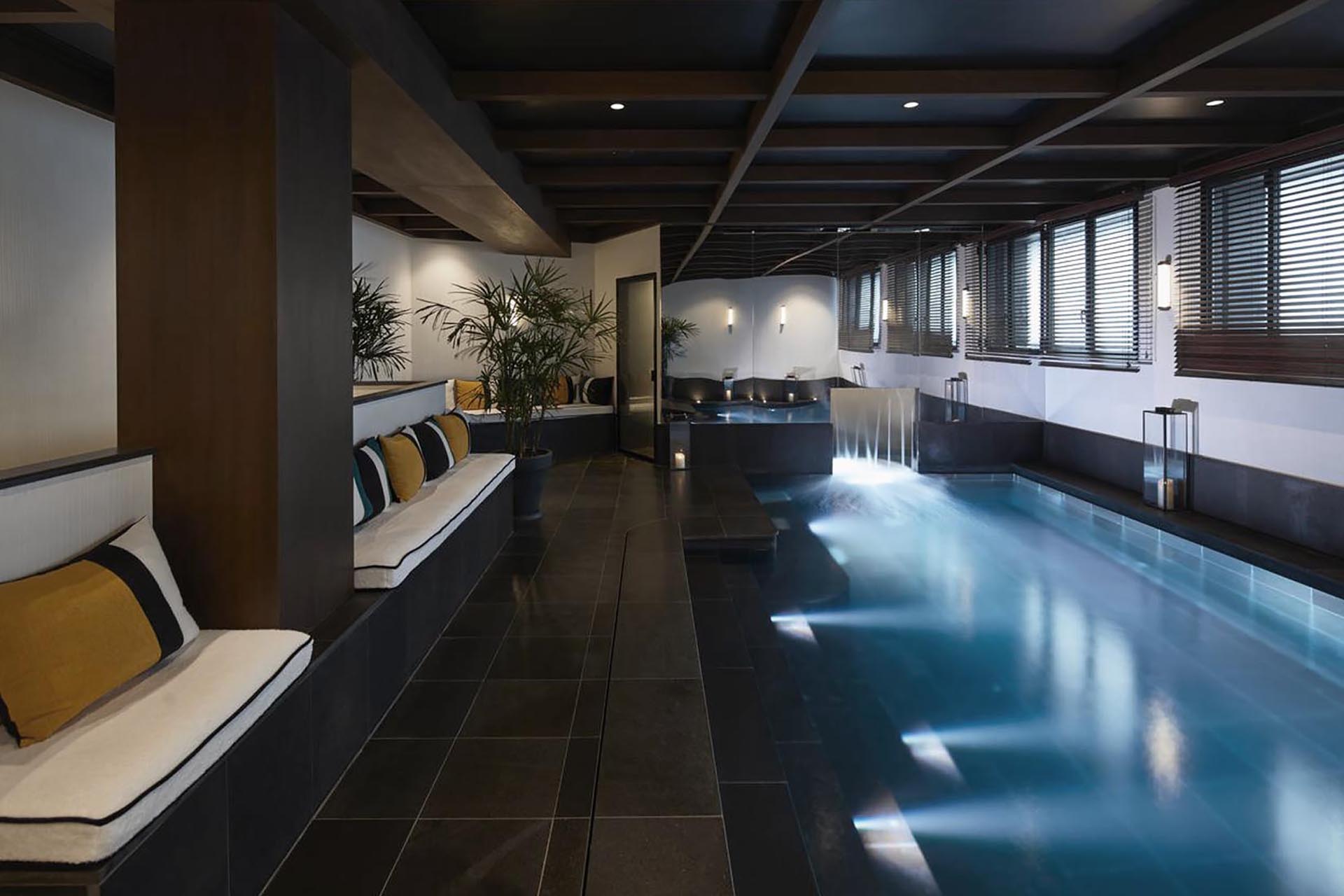 11 Best Spas In Paris: Find A Day Spa For A Massage