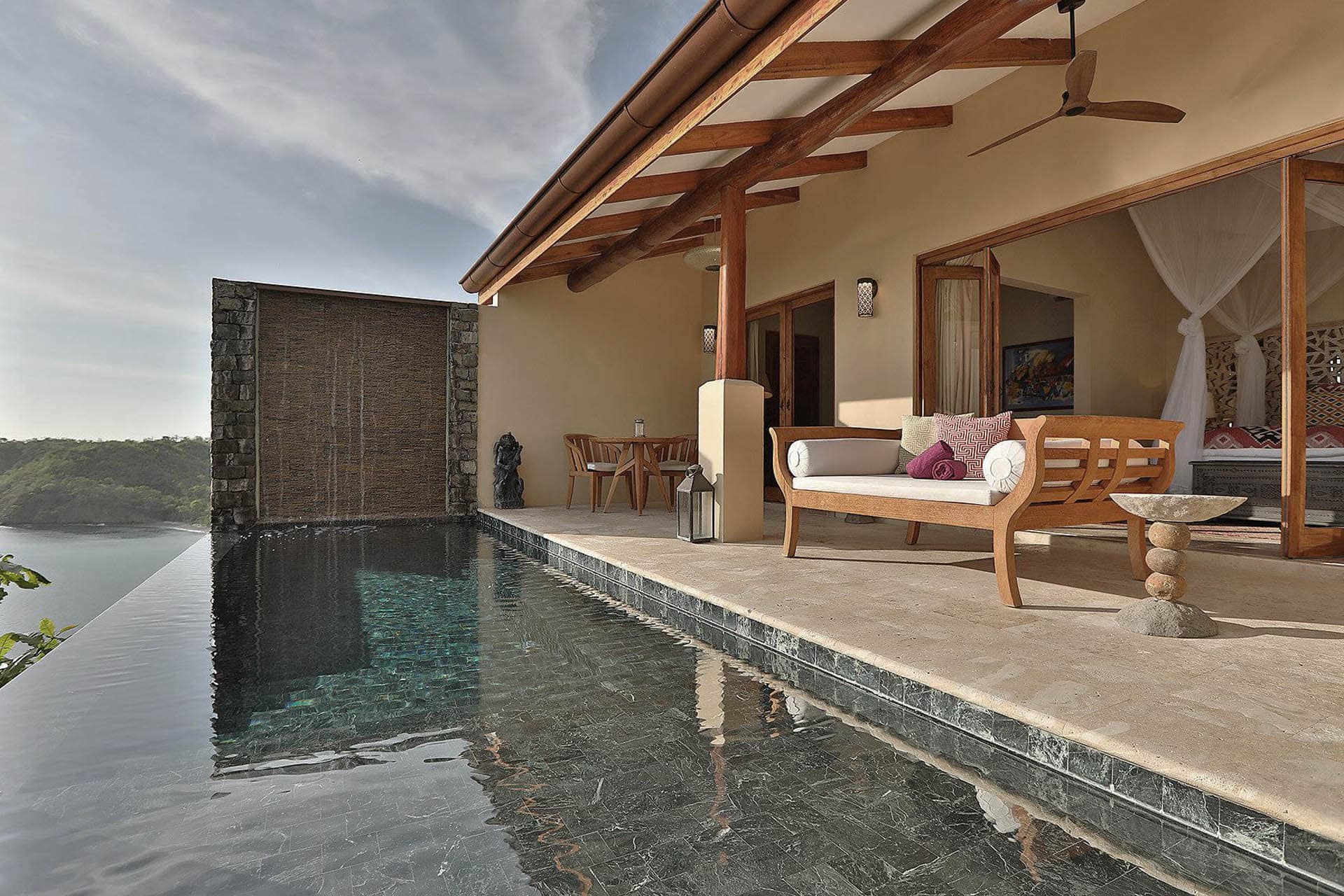 Best Hotels & Luxury Resorts In Costa Rica