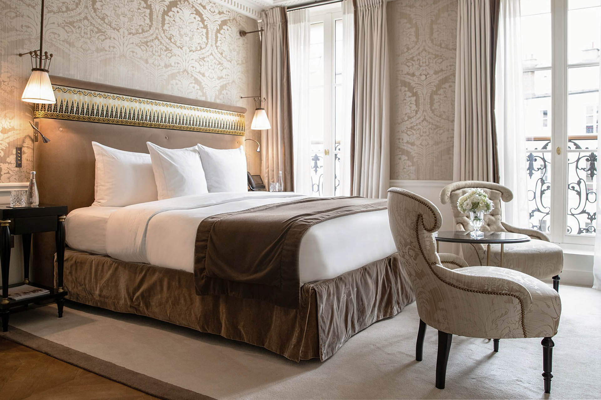 19 Best Luxury Hotels In Paris (2021 Guide)