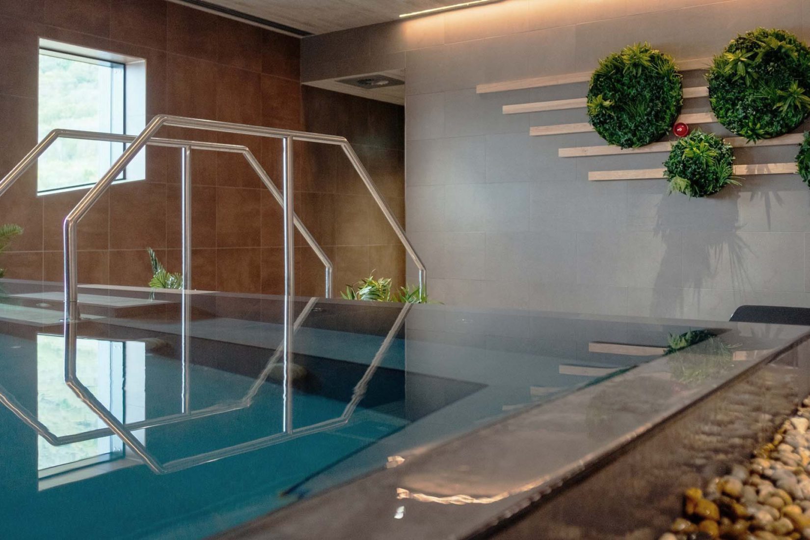 The 11 Best Spas In Wales For Some Well-Deserved R & R