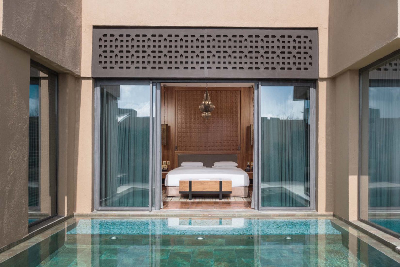 14 Best Luxury Hotels In Oman: Relax In Style